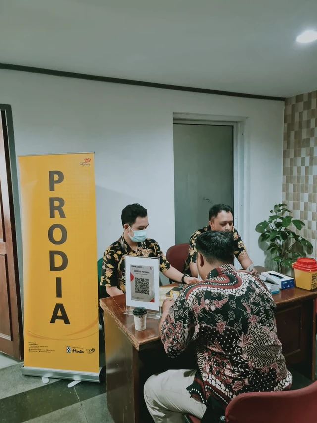 Beri Layanan Prima, Bank Kalbar Hadirkan Kopi dan Cek Kesehatan Gratis ...